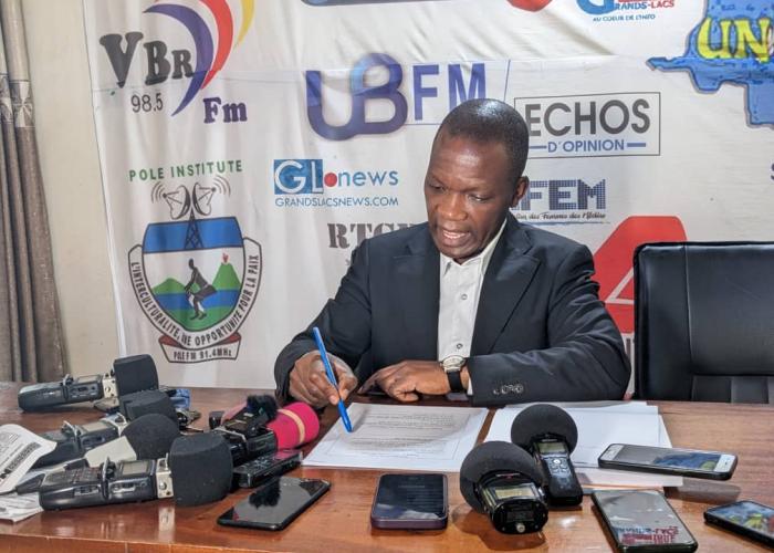 Élections en RDC : La CENI confirme le déploiement graduel des kits ...